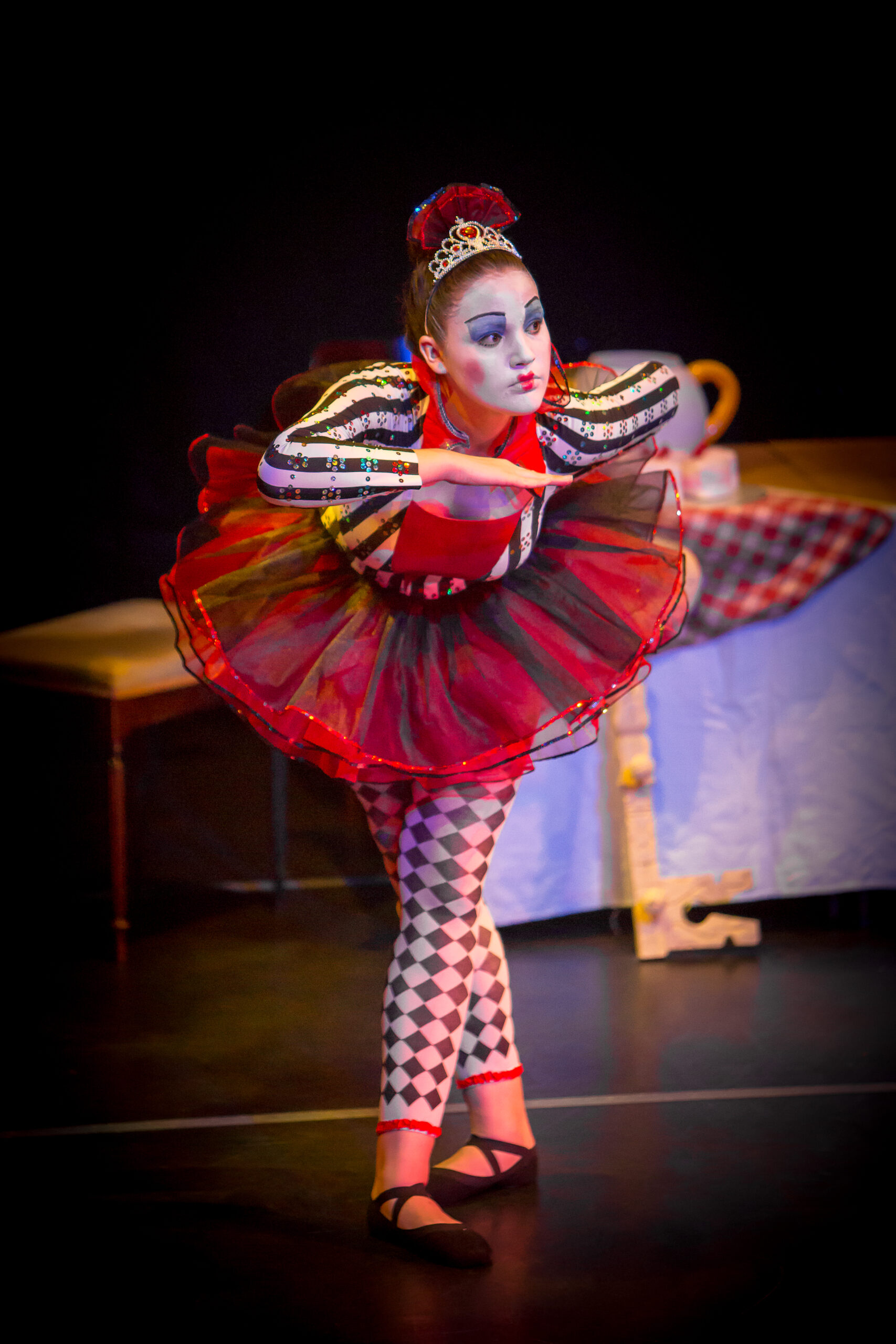 Home About Classes Gallery News Contact